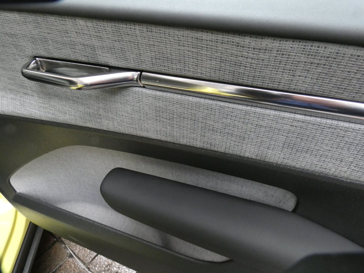 ボルボ史上もっともコンパクトなBEV「EX30」 シンプルで美しい北欧デザインは「長く付き合っていけそうな仕上がり」に | マネーポストWEB - Part 4